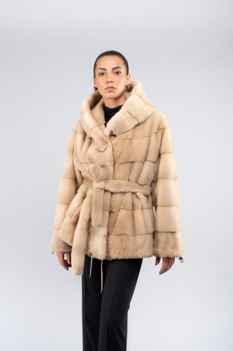 Pellicce in visione - made in Italy - qualità e stile unico